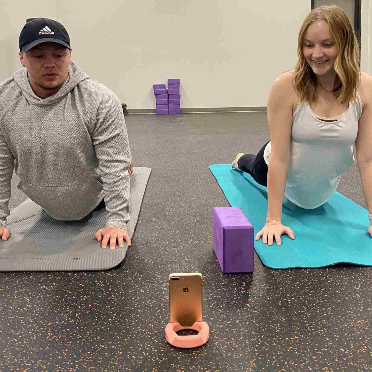 GoDonut - One simple "donut" stands up almost any device - Talk Tech Daily